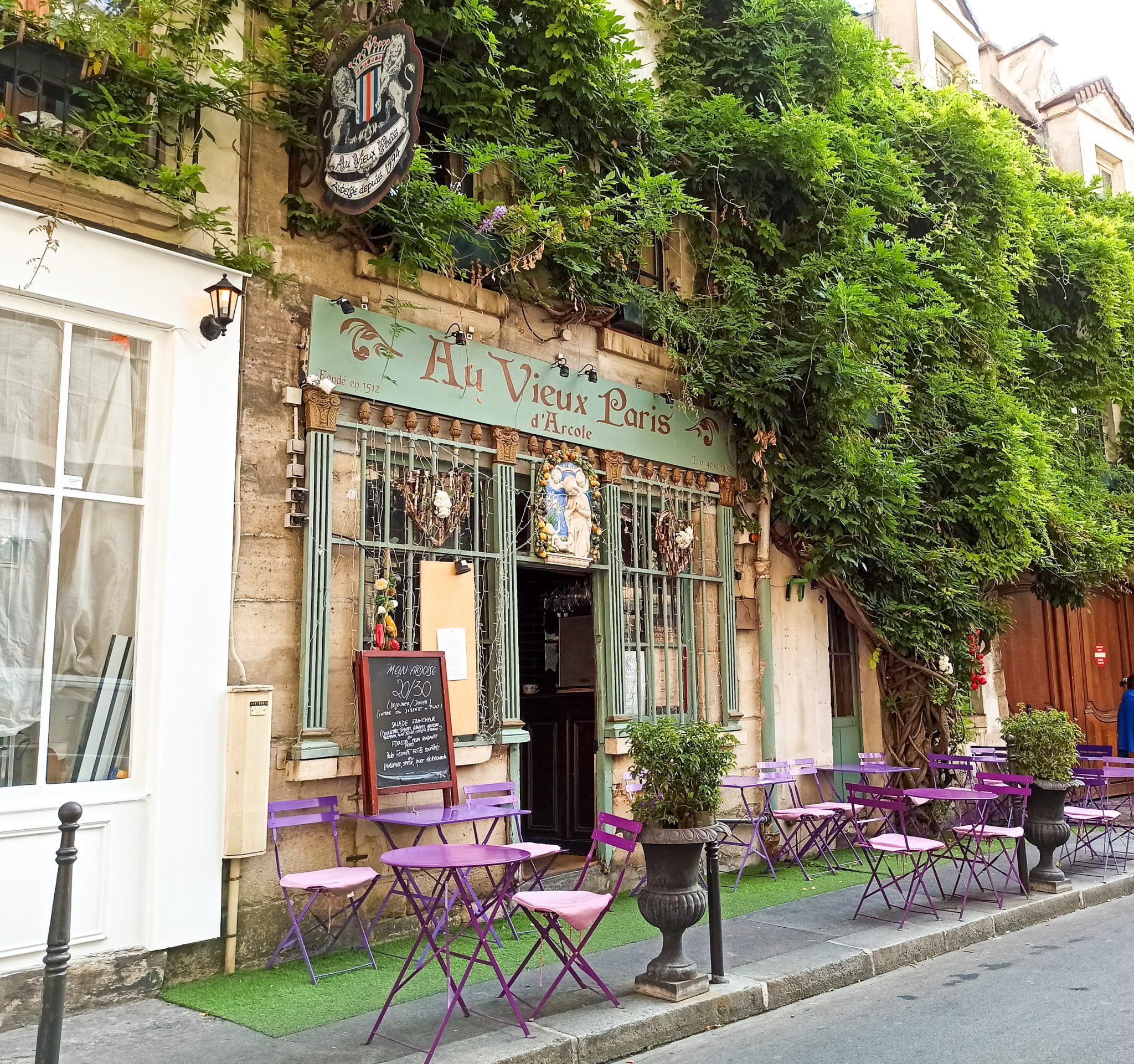 Islas de París: Lugares Imprescindibles en la Cité y Saint-Louis